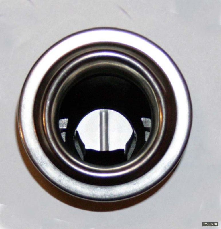 Система Easyfuel для облегчения заправки на FF2008 (с. 51.7) - Ford Focus 2